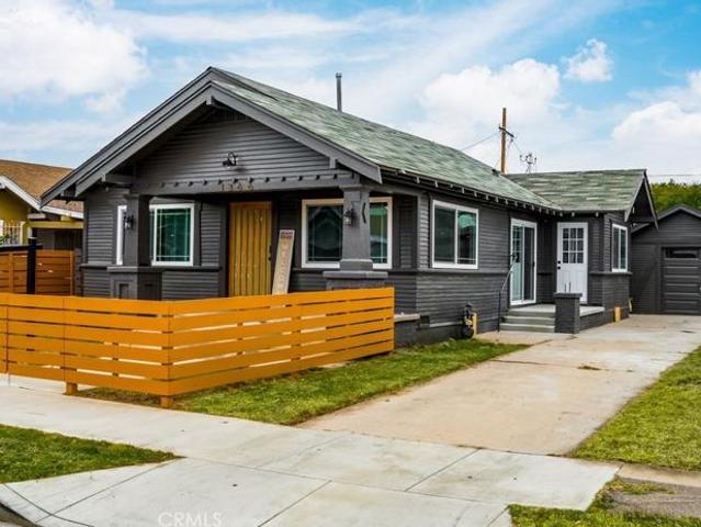 1366 St Louis Ave, Long Beach, CA 90804