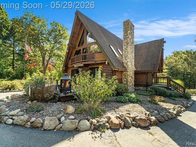 1366 S Baldwin Rd, Orion, MI 48360