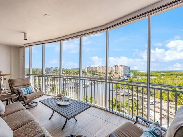 13675 Vanderbilt Dr #807, Naples, FL 34110