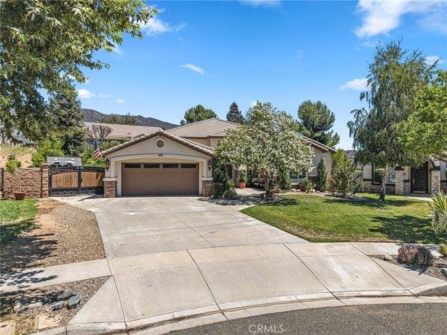 13675 Village Ct, Yucaipa, CA 92399