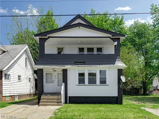 1367 Clearaire Rd, Cleveland, OH 44110
