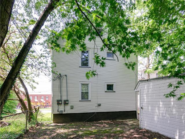 1367 Clearaire Road