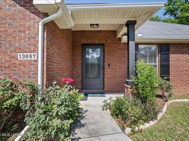 13687 Lawton Lane