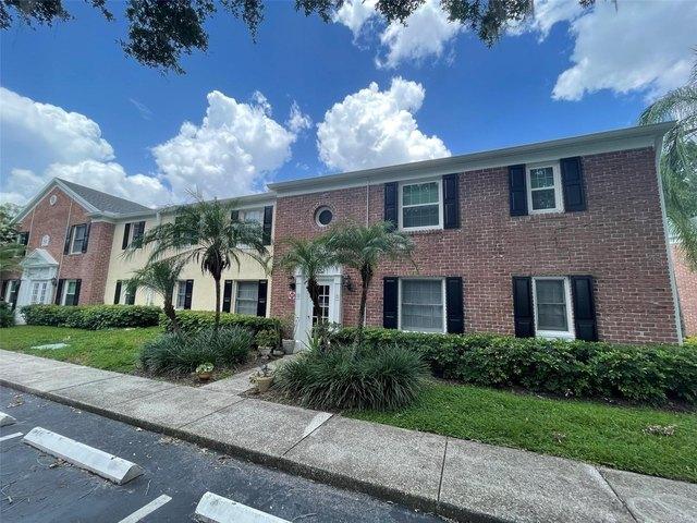13686 Orange Sunset Dr Unit 201, Tampa, FL 33618