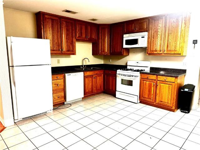 1368 Maplewood Drive