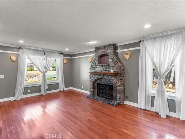 1368 N Balboa