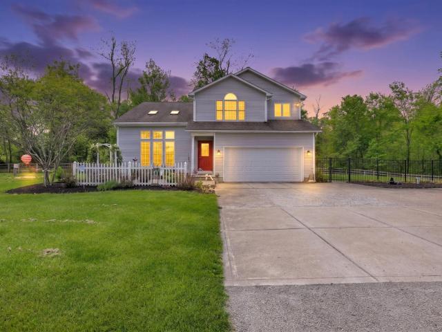1368 Coonpath Road NW