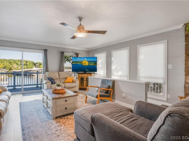 1368 Hickory Lane