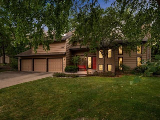 1368 32nd Ave NW, New Brighton, MN 55112