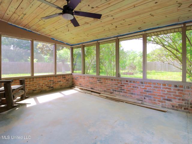 13692 Three Rivers Road