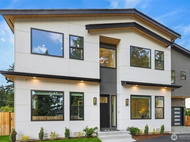 13694 NE 83rd St, Redmond, WA 98052