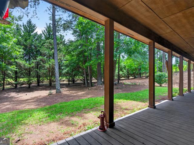 1369 Mobley Bridge Road