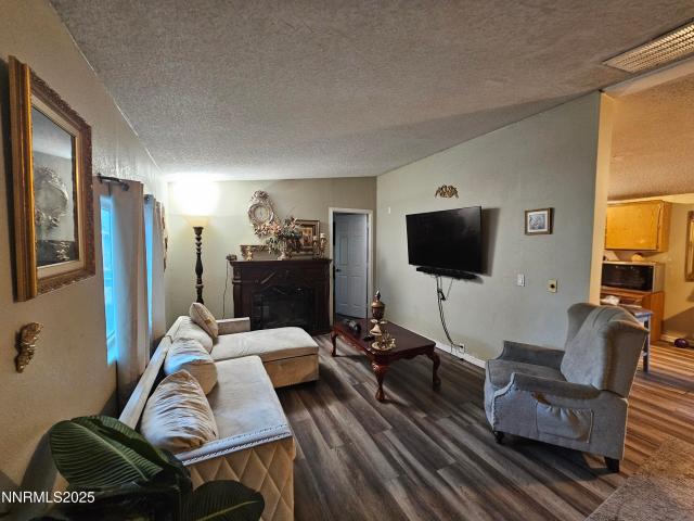 1369 Parkland Ave, Carson City, NV 89701 | MLS #250058 | Compass