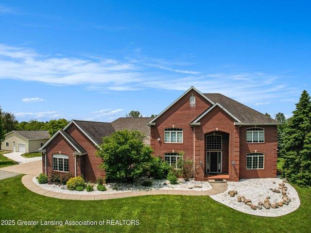 13600 Forest Hill Rd, Grand Ledge, MI 48837