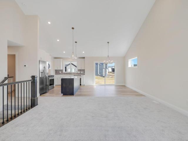 13601 Arrowhead Way