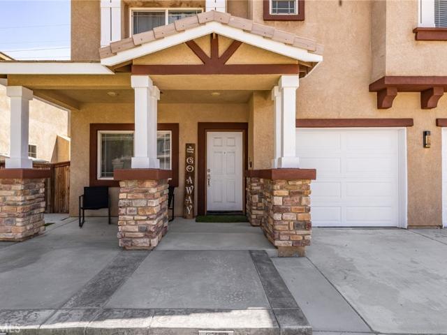13607 Mayflower Street