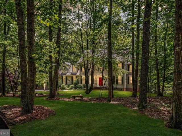 13607 Perimeter Dr, Fredericksburg, VA 22407