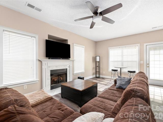 13604 Glenwyck Lane