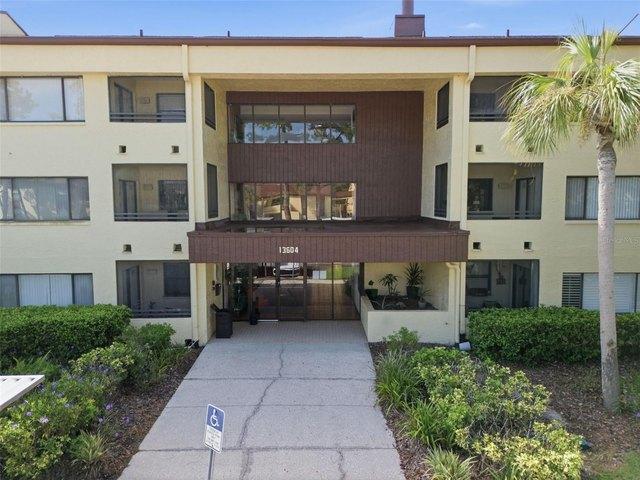 13604 S Village Dr Unit 2210, Tampa, FL 33618