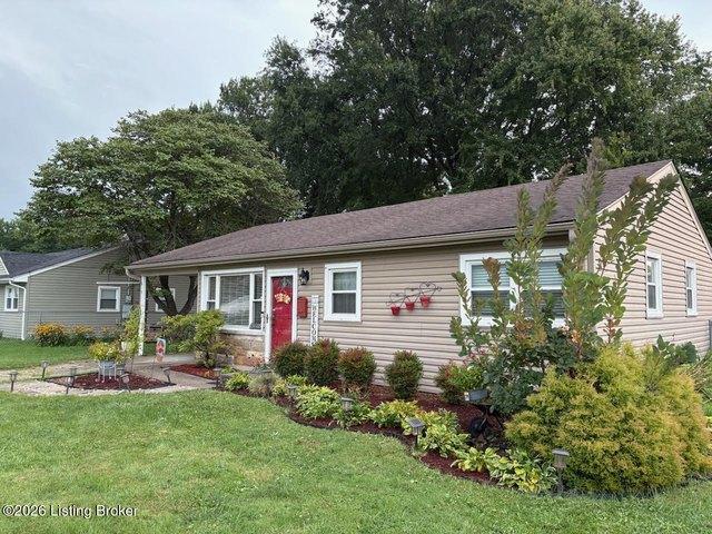 13605 Tennis Blvd, Louisville, KY 40272