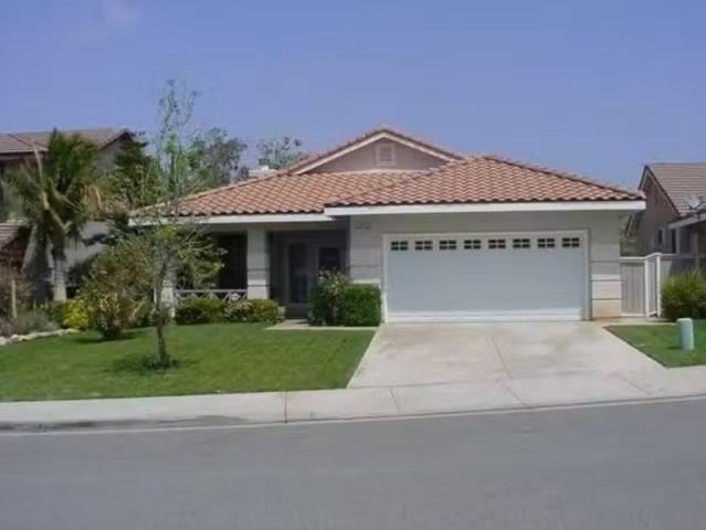 13608 Abington Dr, Corona, CA 92883