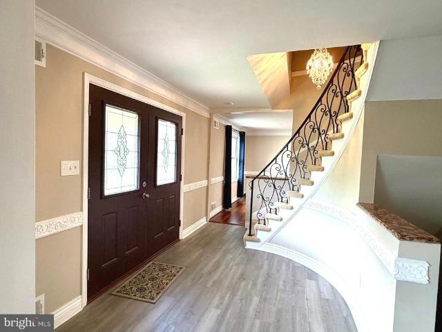 13608 Creekside