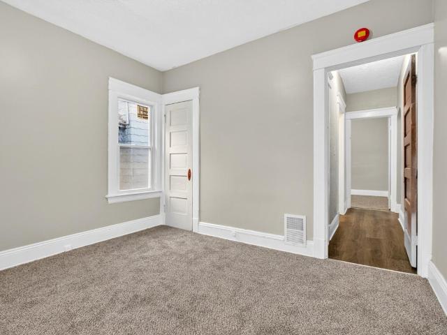 13608 Earlwood Ave