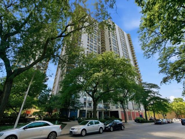1360 N Sandburg Ter Unit 2104C, Chicago, IL 60610