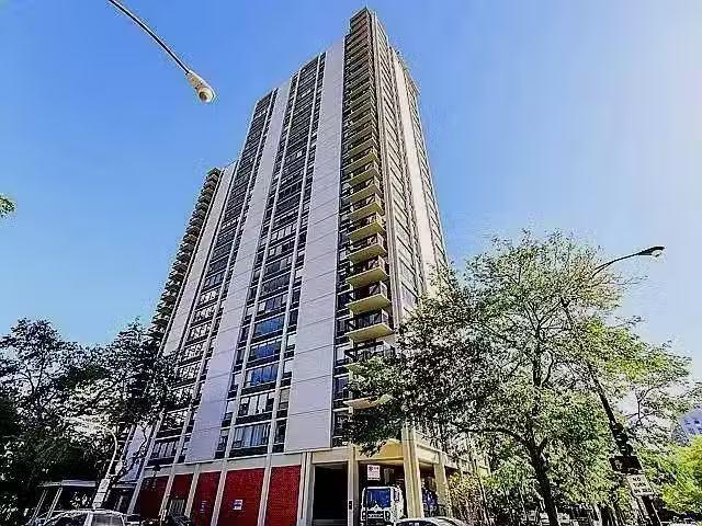 1360 N SANDBURG Terrace, 2509C, Chicago, IL 60610