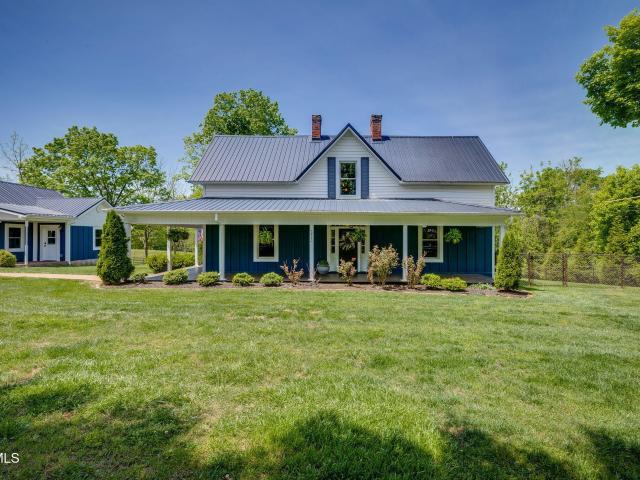 1360 Cora Lane