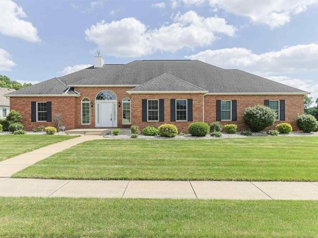 1360 Deerfield Ct, South Bend, IN 46614