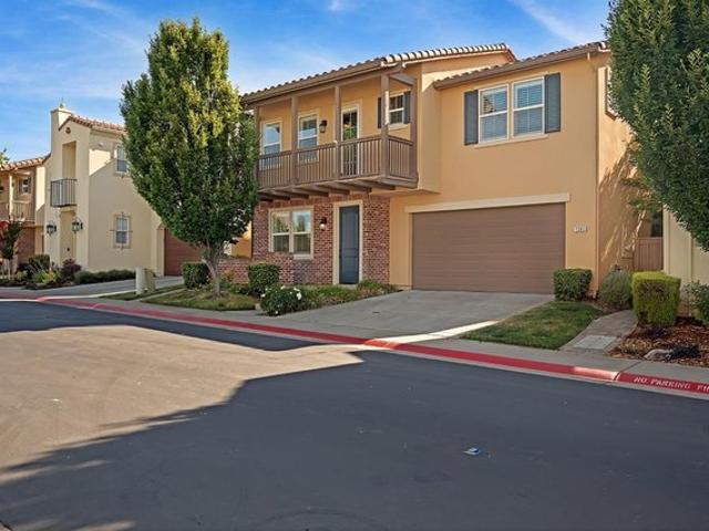 1360 Folsom Meadows Cir N, Folsom, CA 95630
