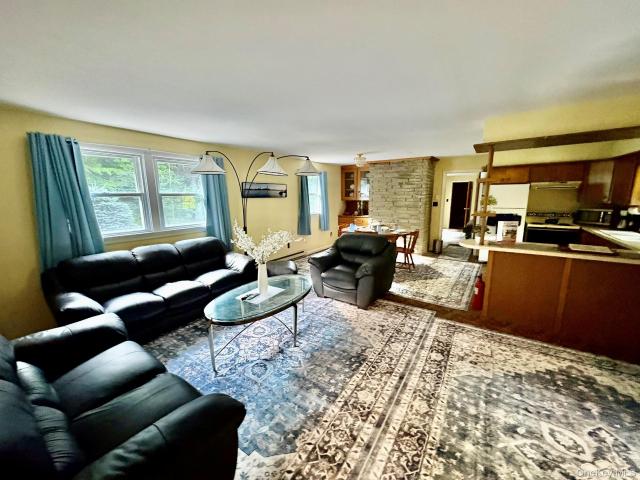 1360 Gulf Road