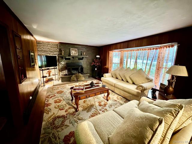 1360 Gulf Road