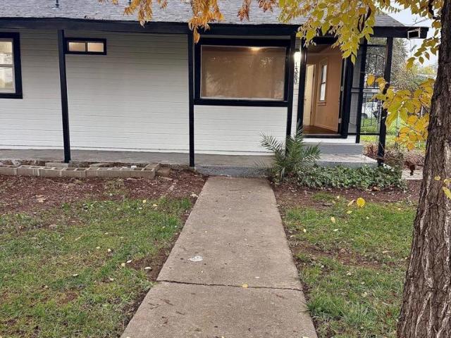 1360 Sonoma Ave