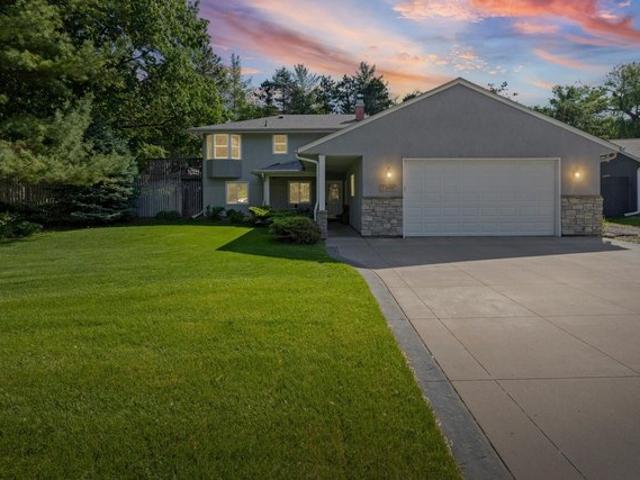 1360 th Ave N, Maple Grove, MN 55311