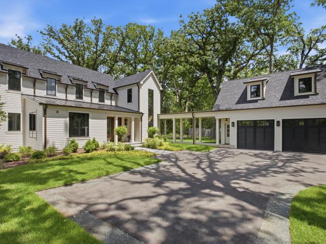 1360 W Everett Road
