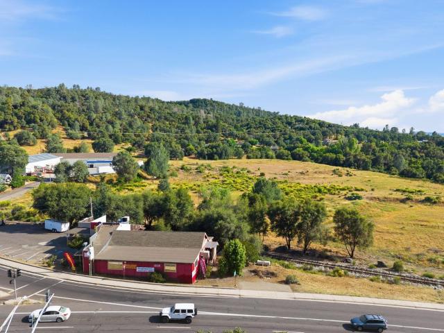 13613 Tuolumne Rd