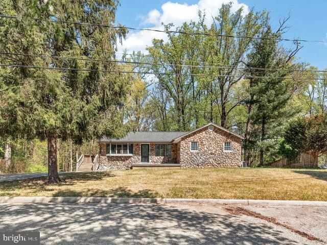 13610 Woodedge Dr, Bowie, MD 20720 | MLS #MDPG2193 | Compass