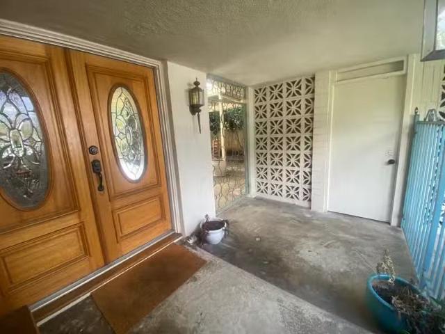 13610 Collins St Houses in Sherman Oaks, CA