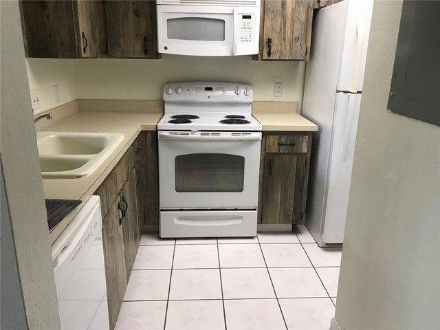 13610 S Village Dr Unit 4103, Tampa, FL 33618