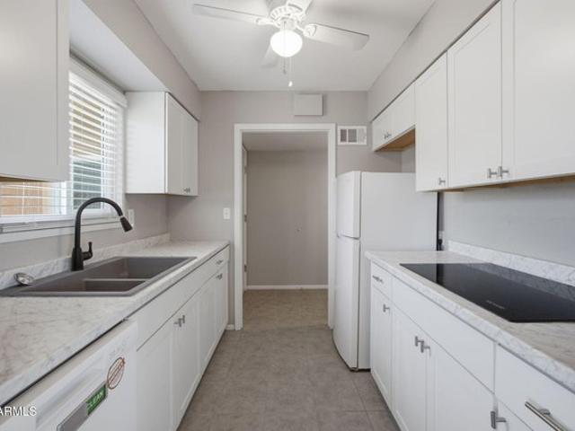 13611 N 98th Ave Unit F, Sun City, AZ 85351