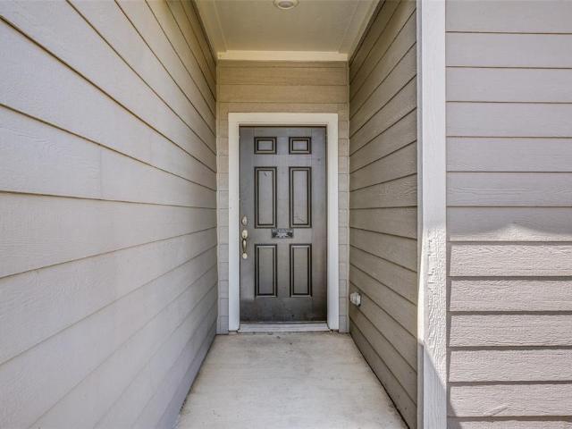 13616 Roosevelt Arch Drive