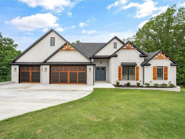 13619 Eastgate Dr, Rogers, AR 72756