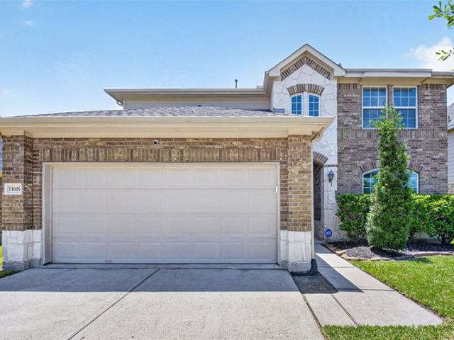 13619 Spectacled Bear Ln, Crosby, TX 77532
