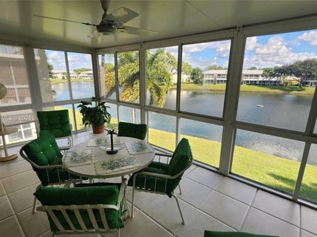 1361 NW 19th Ter Apt 203, Delray Beach, FL 33445