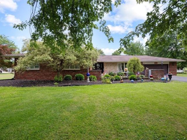 1361 N Tettau Rd, Port Clinton, OH 43452