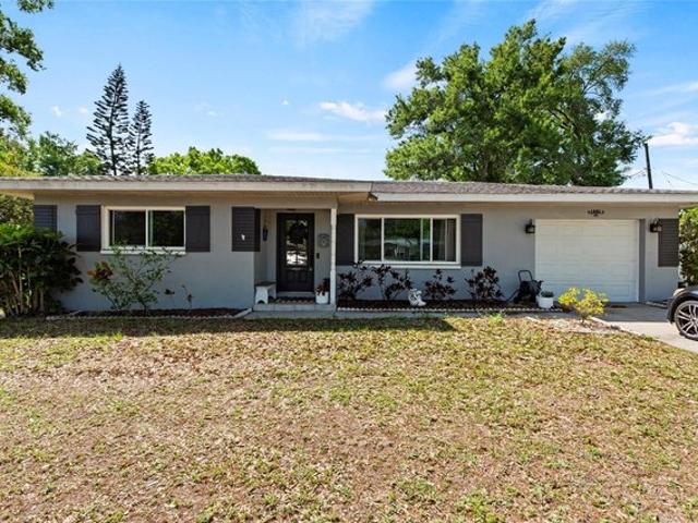1361 Belleair Rd, Clearwater, FL 33756