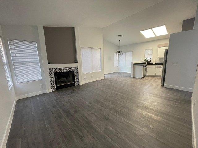 1361 Duet Ct, Las Vegas, NV 89119