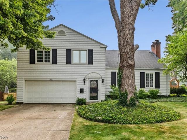 1361 Eriewood Dr, Rocky River, OH 44116